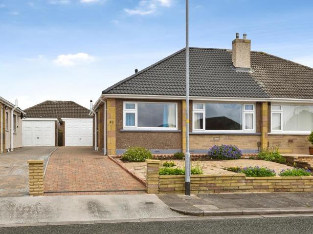 2 bedroom bungalow for sale