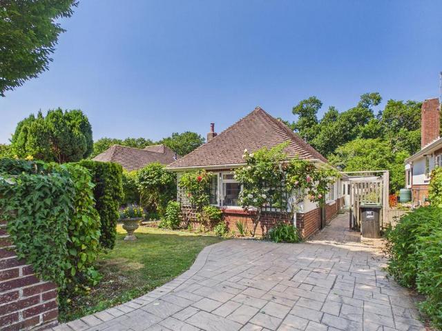 2 bedroom bungalow for sale