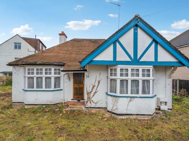 2 bedroom bungalow for sale