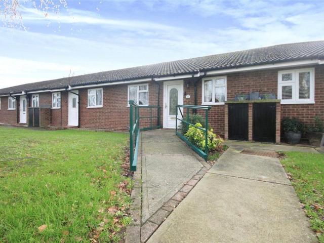 2 bedroom bungalow for sale