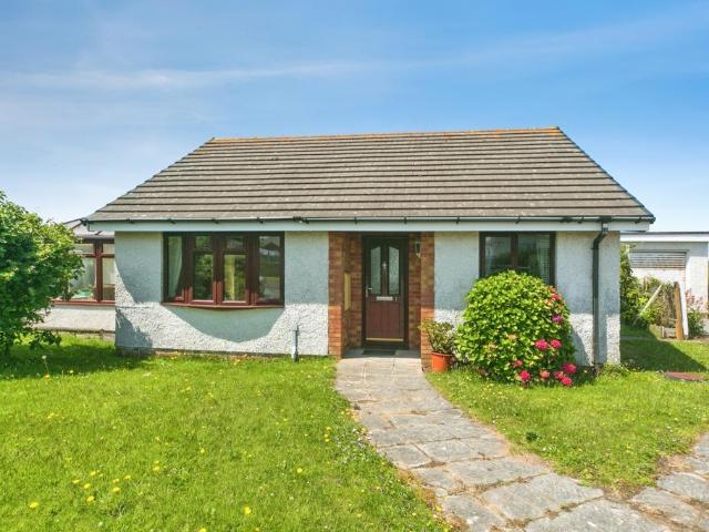 2 bedroom bungalow for sale