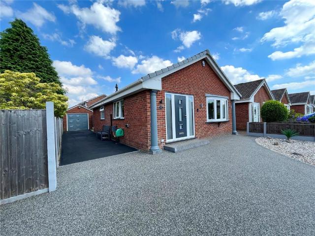 2 bedroom bungalow for sale