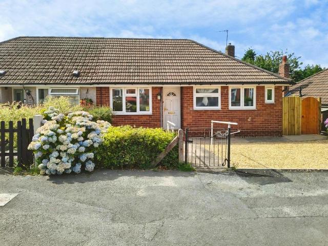 2 bedroom bungalow for sale