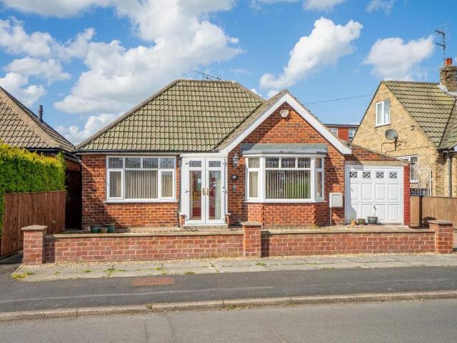 2 bedroom bungalow for sale