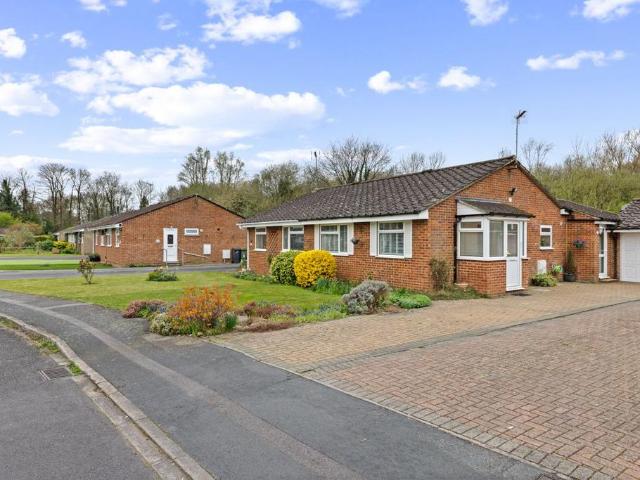 2 bedroom bungalow for sale