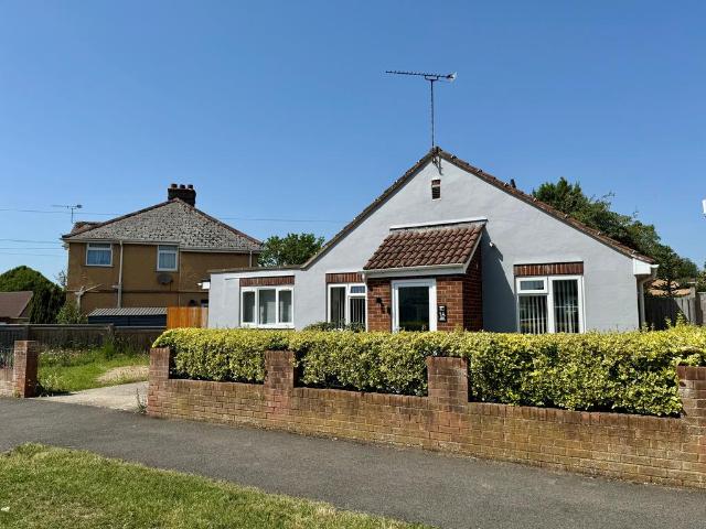 2 bedroom bungalow for sale