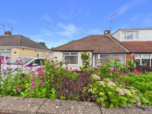2 bedroom bungalow for sale