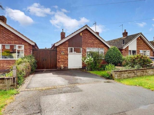 2 bedroom bungalow for sale