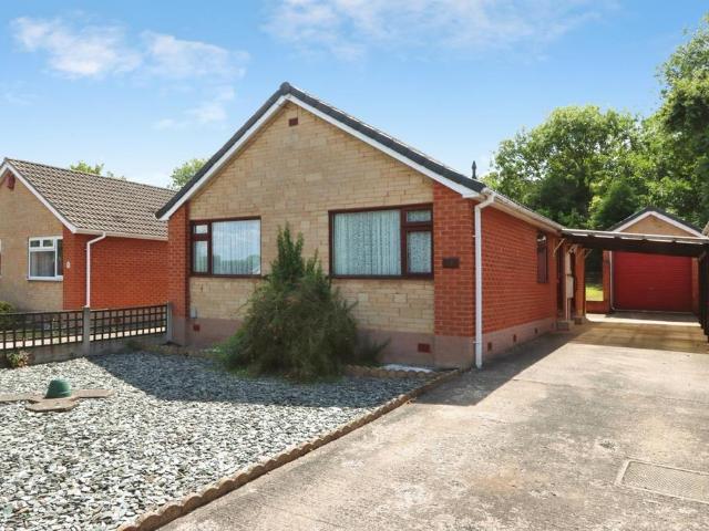 2 bedroom bungalow for sale
