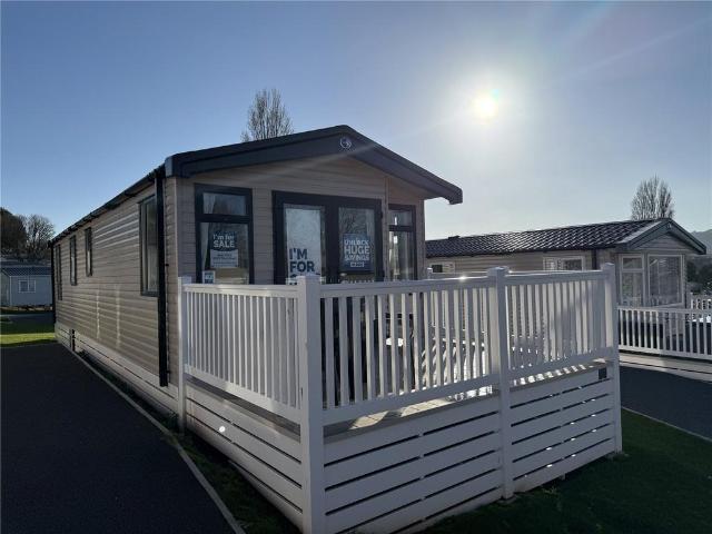 2 bedroom bungalow for sale