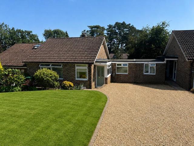 2 bedroom bungalow for sale