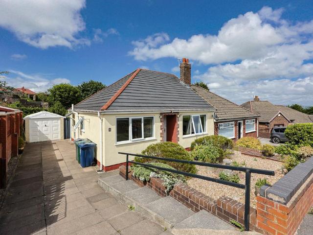 2 bedroom bungalow for sale