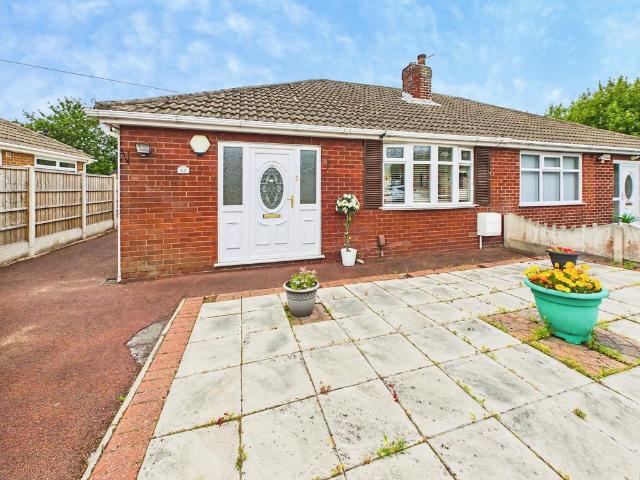 2 bedroom bungalow for sale