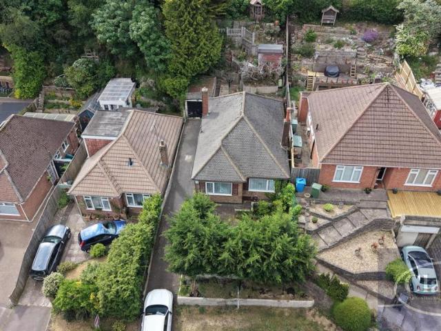 2 bedroom bungalow for sale