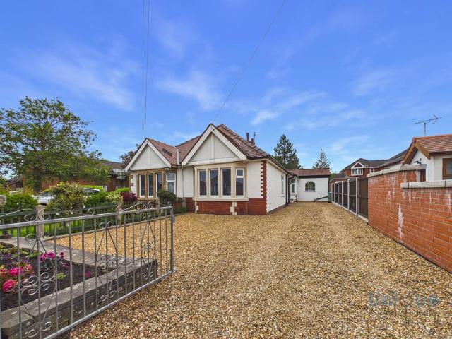 2 bedroom bungalow for sale
