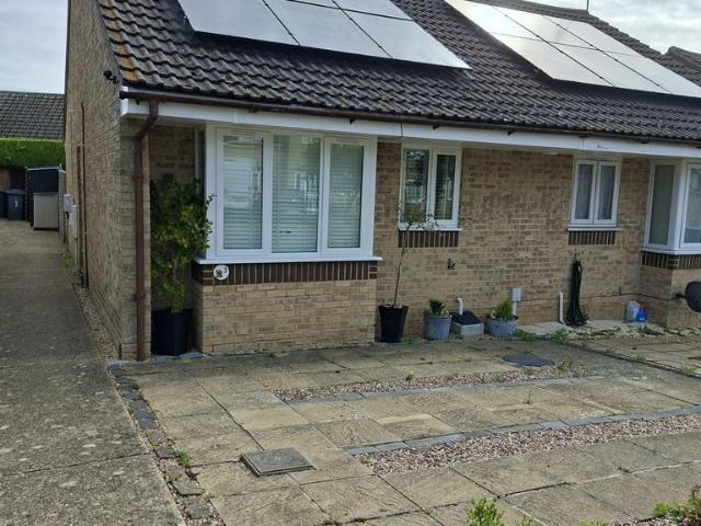 2 bedroom bungalow for sale