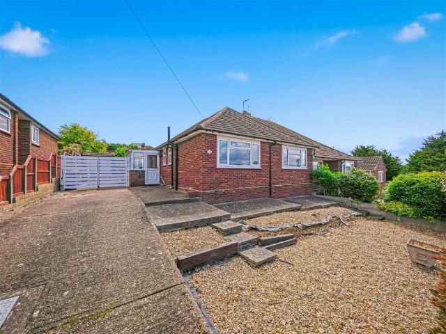 2 bedroom bungalow for sale