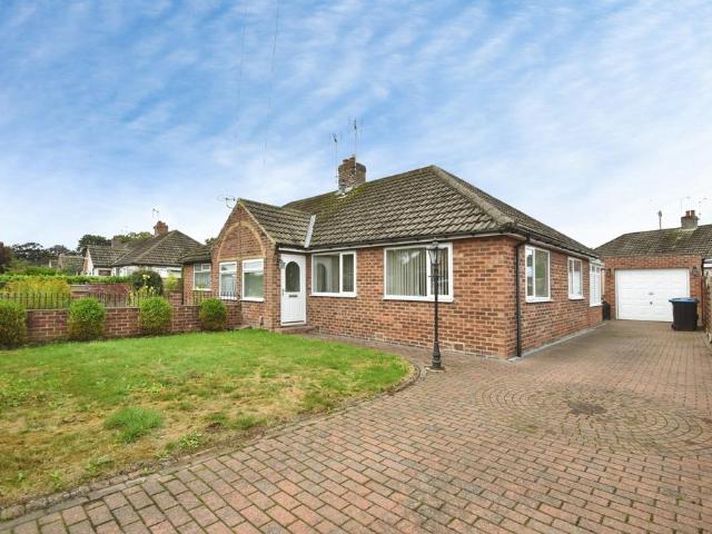 2 bedroom bungalow for sale