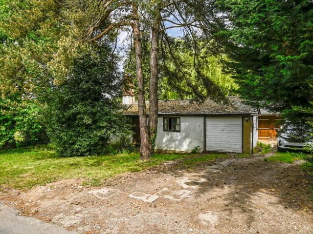 2 bedroom bungalow for sale