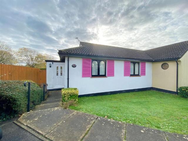 2 bedroom bungalow for sale