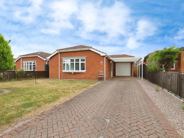 2 bedroom bungalow for sale