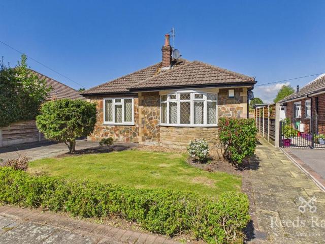 2 bedroom bungalow for sale