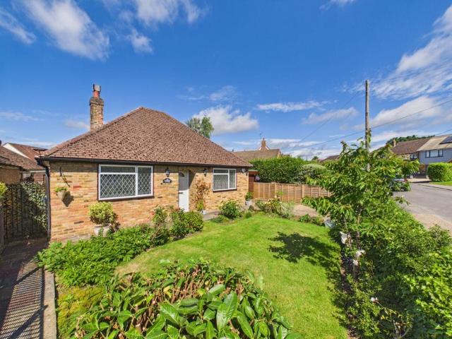 2 bedroom bungalow for sale