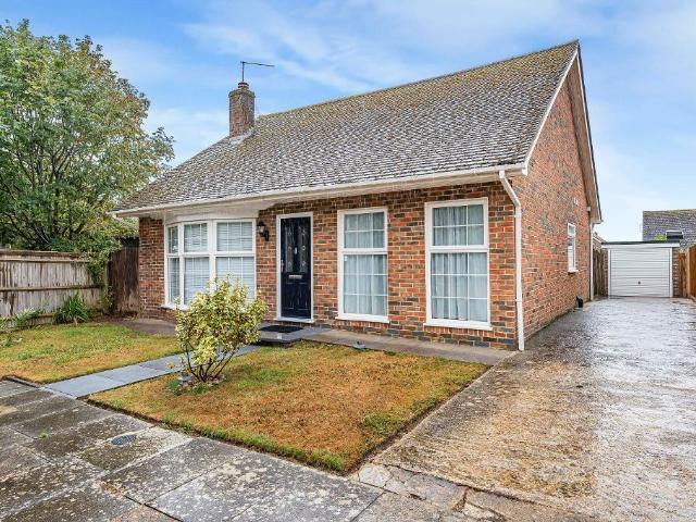 2 bedroom bungalow for sale