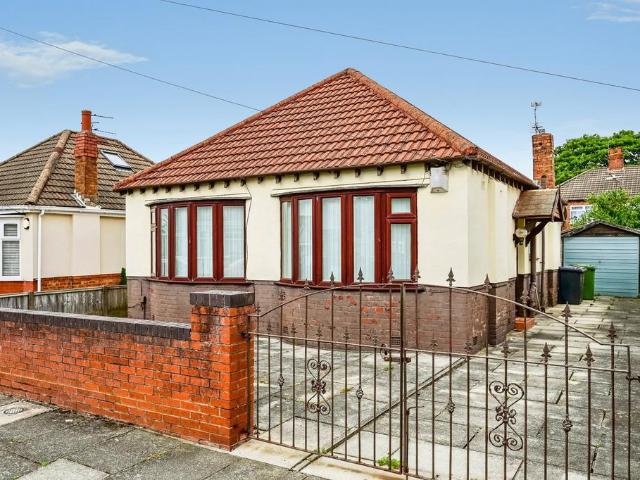 2 bedroom bungalow for sale