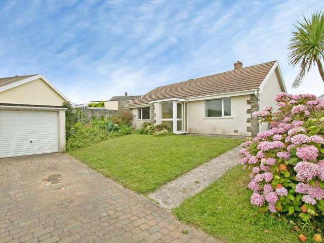 2 bedroom bungalow for sale