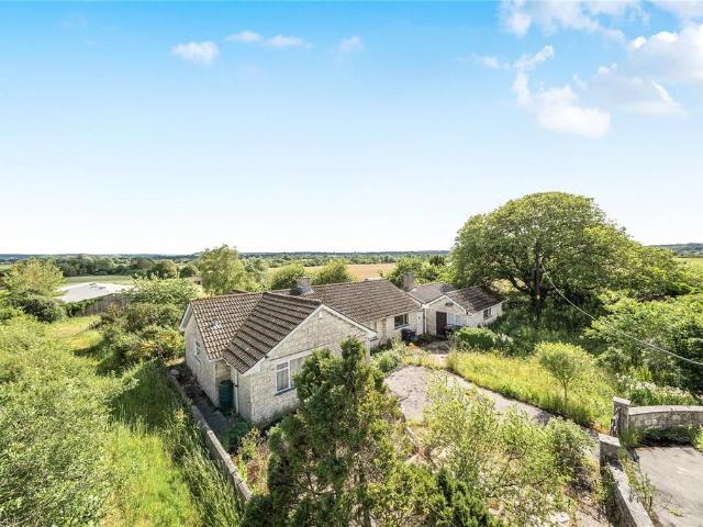 2 bedroom bungalow for sale