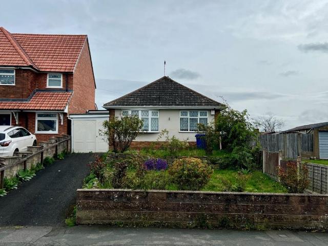 2 bedroom bungalow for sale