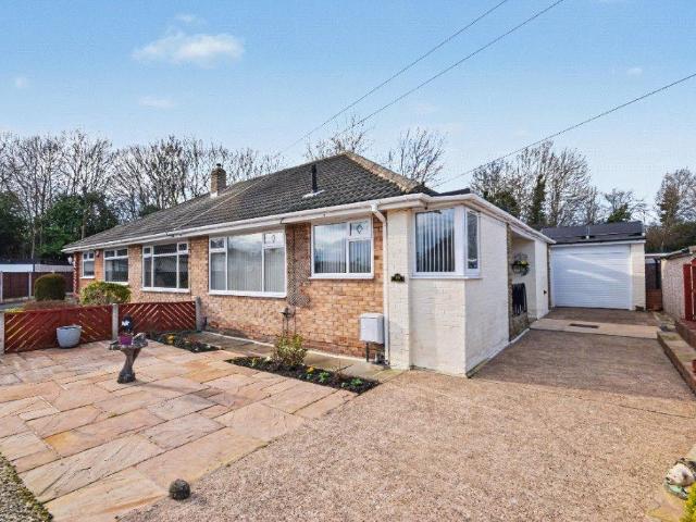 2 bedroom bungalow for sale