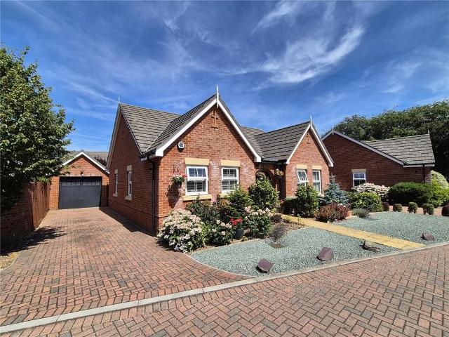 2 bedroom bungalow for sale