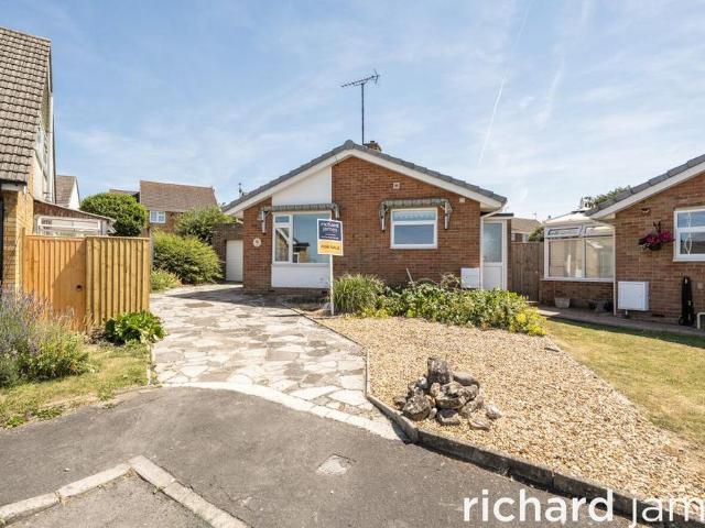 2 bedroom bungalow for sale