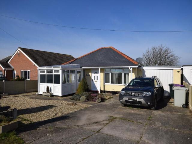 2 bedroom bungalow for sale