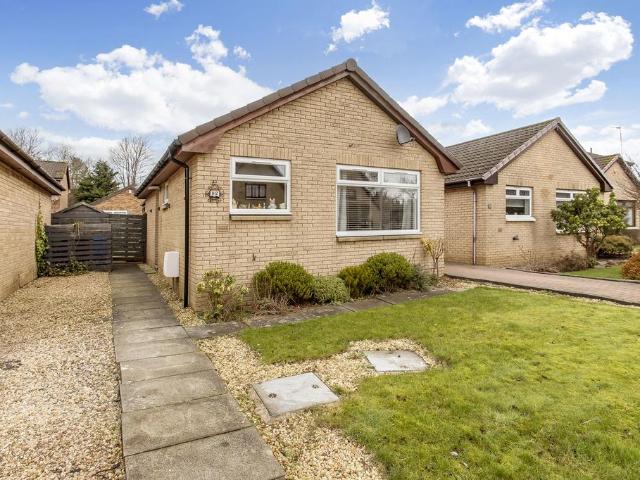 2 bedroom bungalow for sale