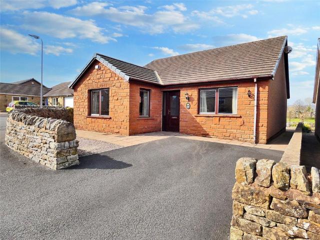 2 bedroom bungalow for sale