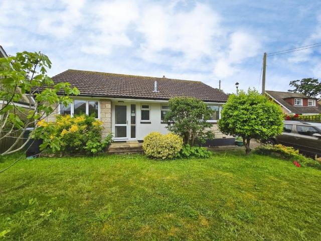 2 bedroom bungalow for sale