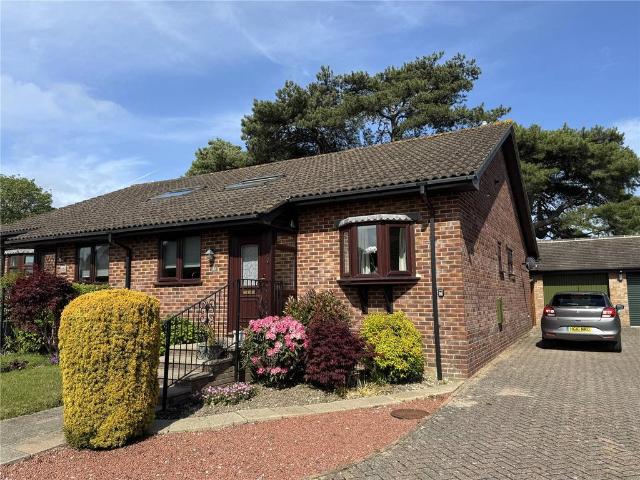 2 bedroom bungalow for sale