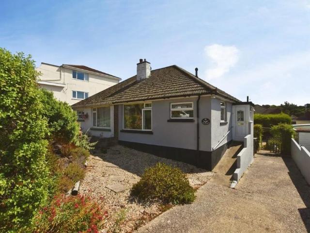 2 bedroom bungalow for sale