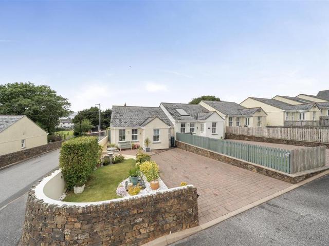 2 bedroom bungalow for sale