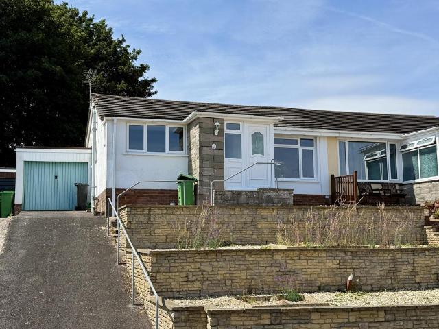 2 bedroom bungalow for sale