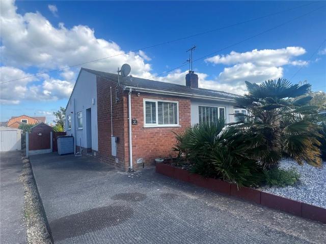 2 bedroom bungalow for sale