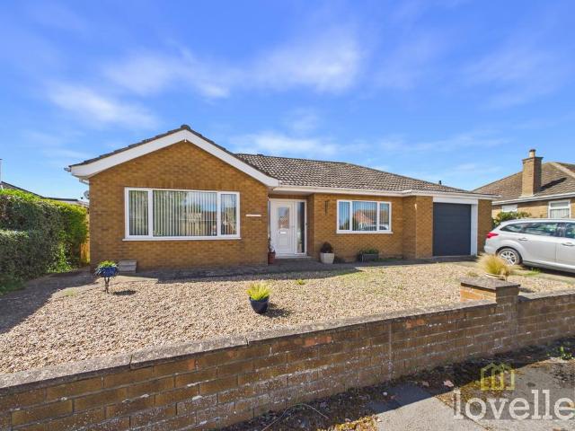 2 bedroom bungalow for sale