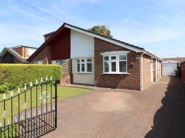 2 bedroom bungalow for sale