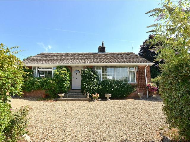 2 bedroom bungalow for sale