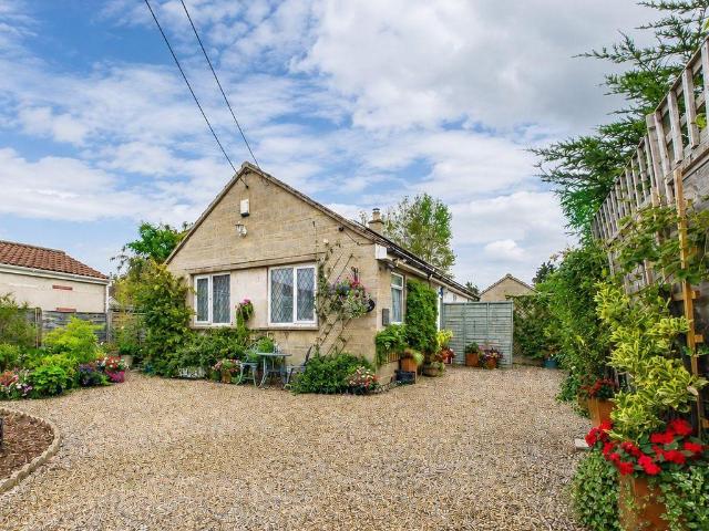 2 bedroom bungalow for sale