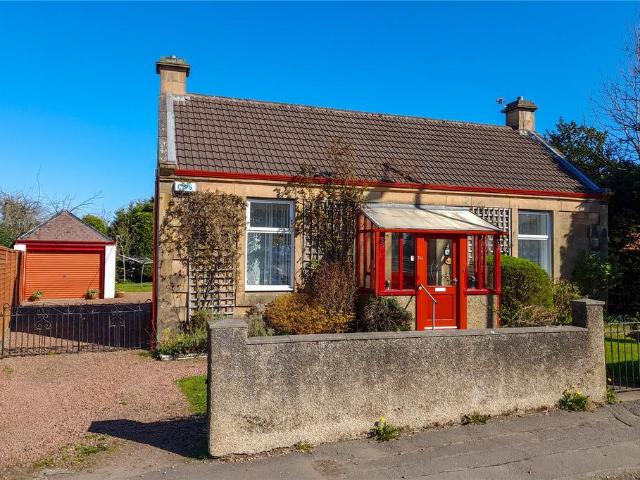 2 bedroom bungalow for sale
