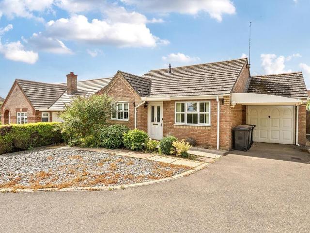 2 bedroom bungalow for sale